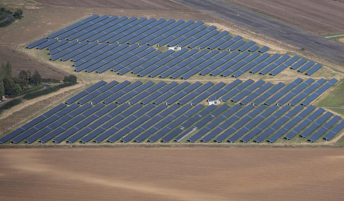 LATEST: Massive €200m solar farm planned for rural community in Kildare ...