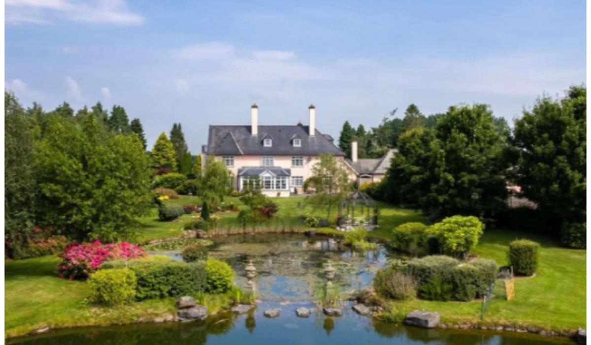 Reillys Antiques Showrooms: Live auction of complete contents of Dyann ...