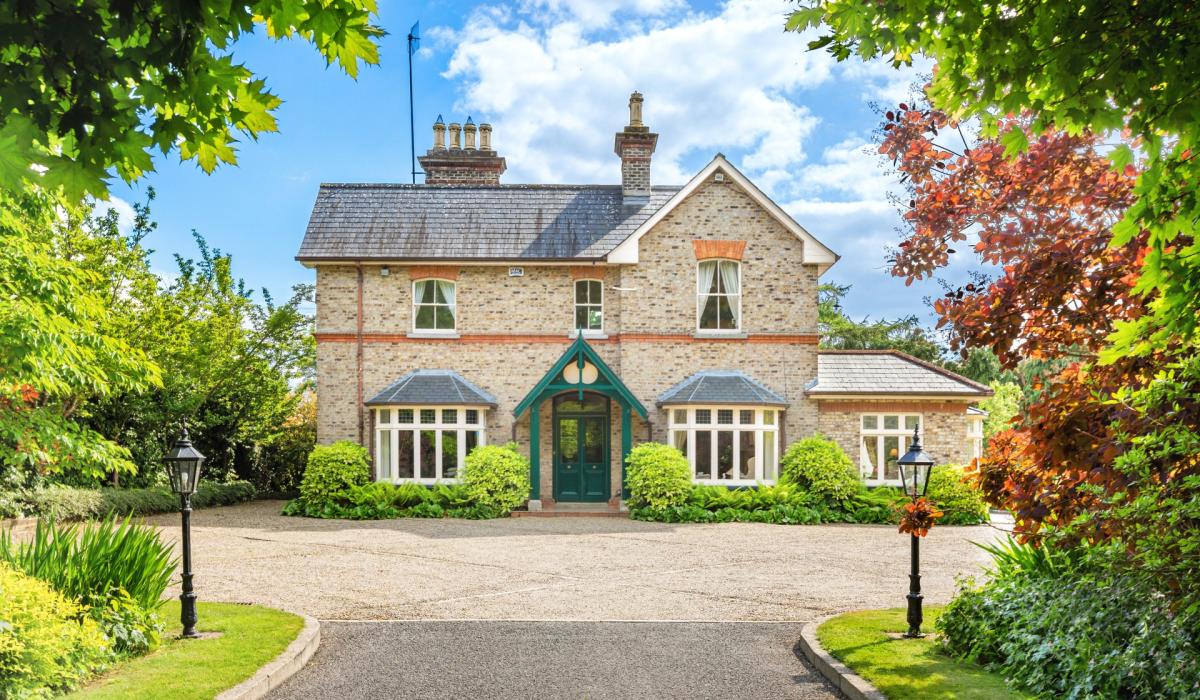 KILDARE PROPERTY WATCH: Exceptional Huntsman’s House is set on 1.5 ...