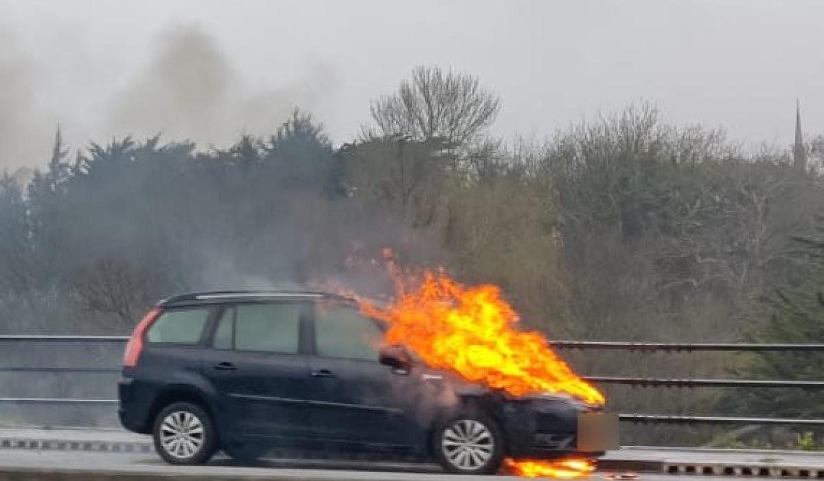 PHOTOS: TRAFFIC: Long morning tailbacks after car bursts into flames ...