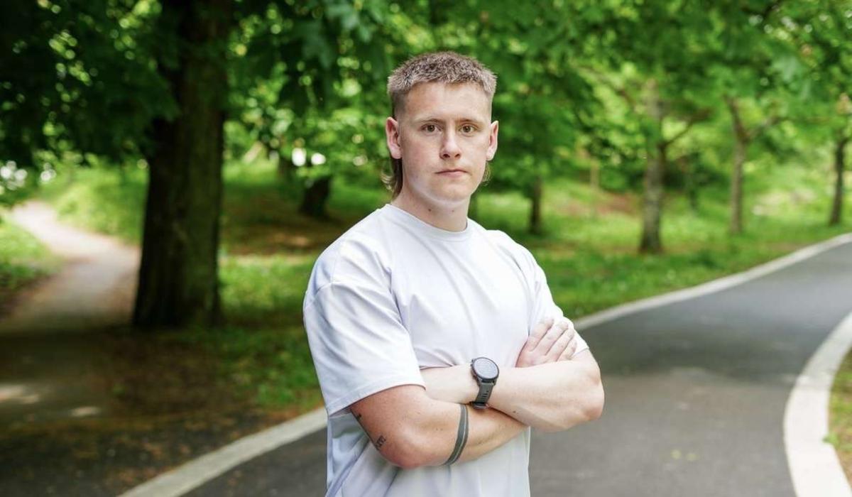 Man running 32 marathons passed through Kildare - Kildare Live