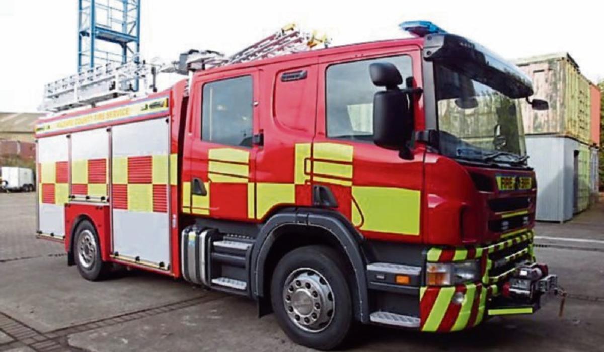 LATEST: Siptu retained fire fighters lift strike action after late ...