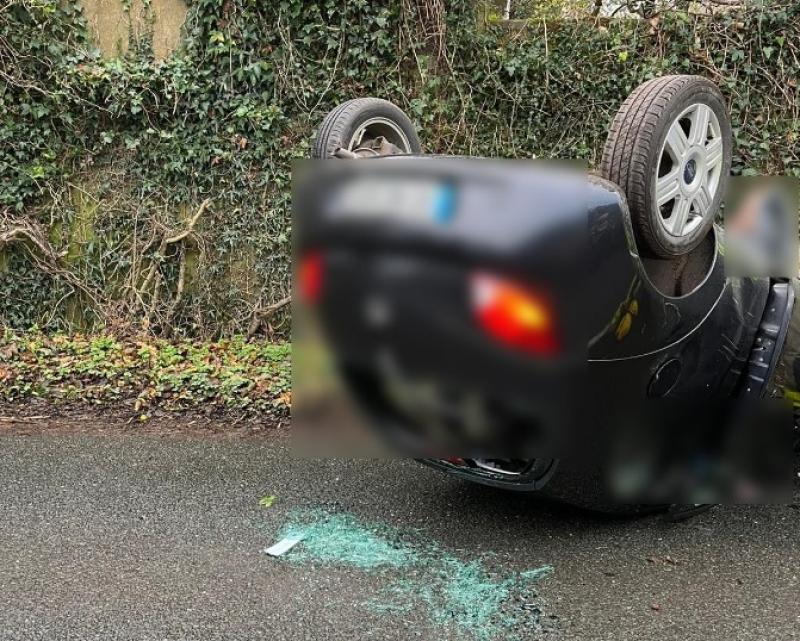PHOTOS: Car loses control and overturns near N7 - Kildare Live