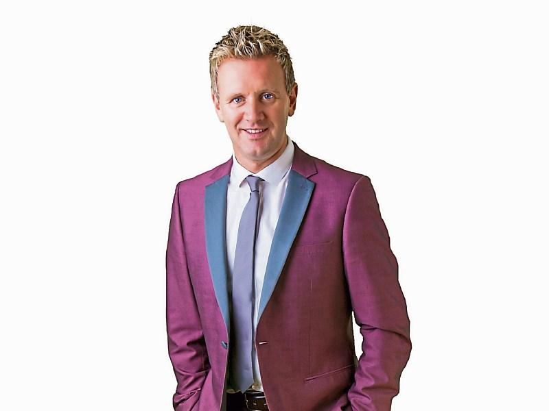 Mike Denver on Newbridge stage - Kildare Live