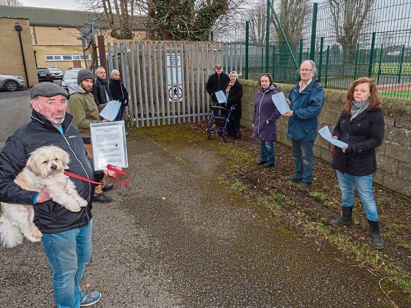 Newbridge residents fight to keep the 'Black Path' open - Kildare Live