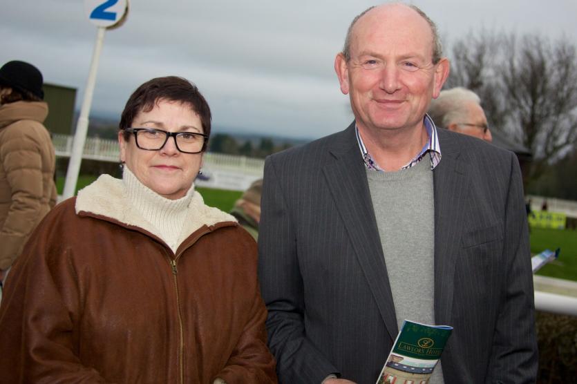 PHOTO GALLERY: Naas race day draws huge attendance - Photo 1 of 20 ...