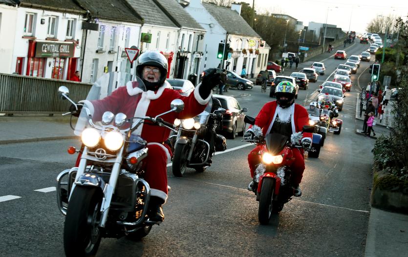 PICTURES: Santa parade in Sallins - Photo 1 of 14 - Kildare Live